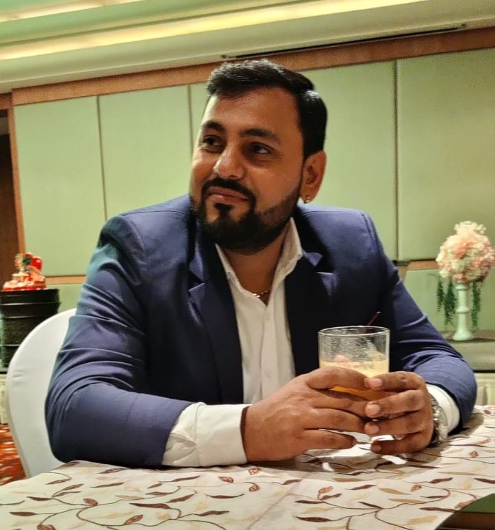 Best Astrologer Near Me | Online Jyotish Consultation by Dhwani Astro